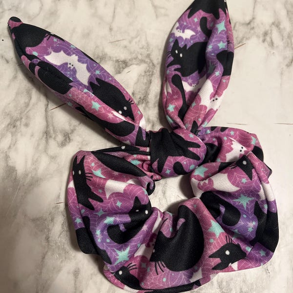 Plague Doctor Scrunchie / Plague Dr / Scrunchies - Etsy