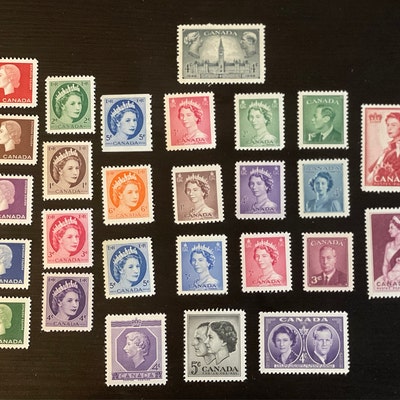 43 British Royal Family Postage Stamps, Queen Elizabeth, King George ...