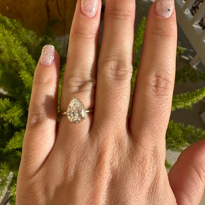 3 CT Pear Shape Lab Grown Diamond Engagement Ring / 6 Prong Tear CVD ...