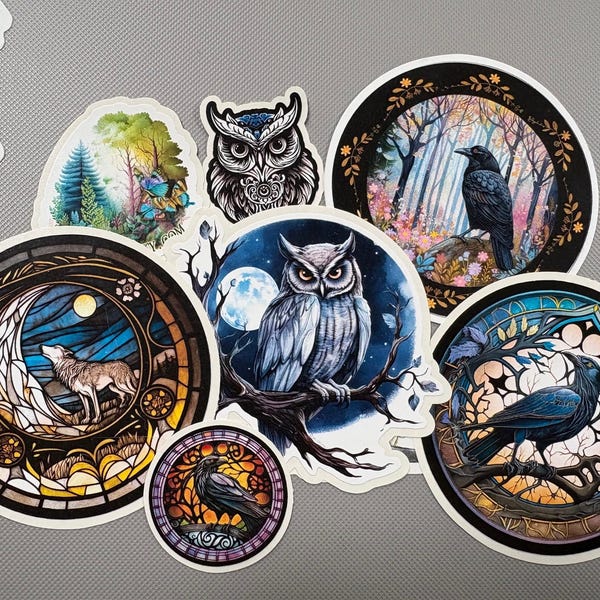 Wolf Sticker, Howling Wolf and Moon Sticker, Round Vinyl Stickers ...