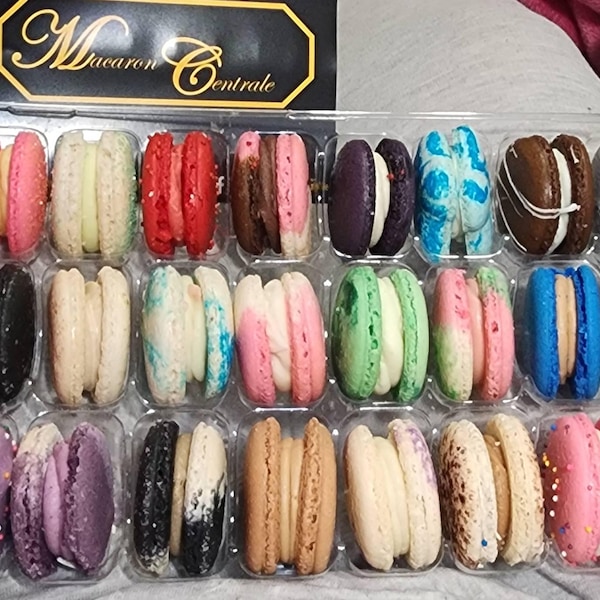 Customizable Seashell Macarons - Etsy