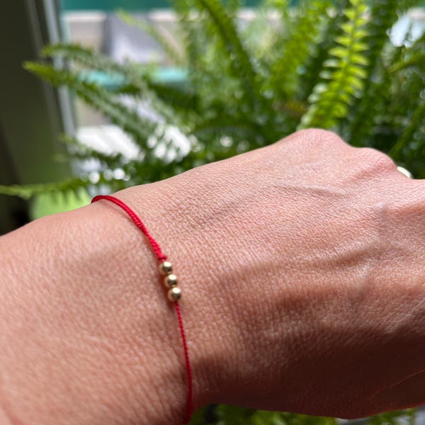 Natural Amber Red String Bracelet With Healing Properties - Silk String ...