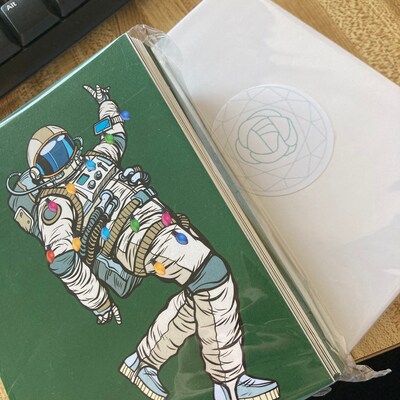 Dancing Astronaut Christmas Cards 24 Pack of Holiday Stationery With ...