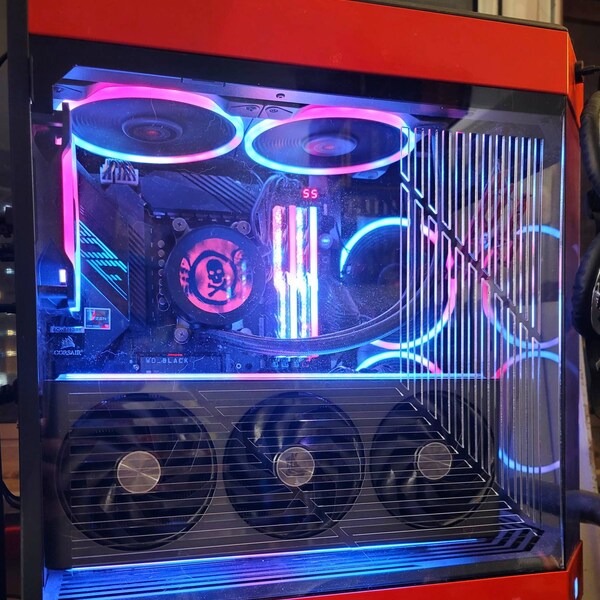 Hyte Y60 Custom Vented Side Panel - Etsy