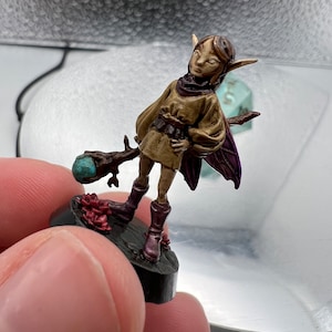 Halfling Female Druid Riding Wolf Miniature MZ4250 D&D 5e - Etsy