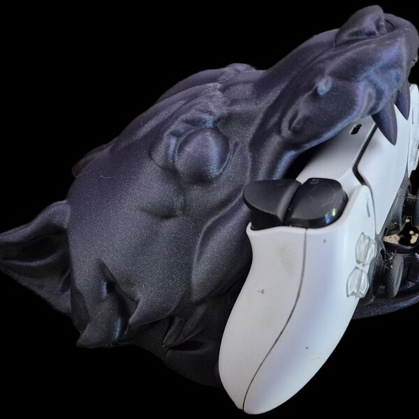 Spooky Skull Game Controller Holder / Stand for PS5, Xbox, Nintendo ...