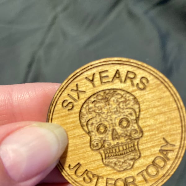 NA Sugar Skull Medallion, Unique Narcotics Anonymous Birthday Tokens ...