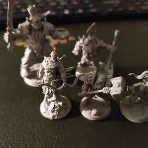 Dragonborn Berserker Miniature Mauler Dungeons and Dragons Mini RPG ...