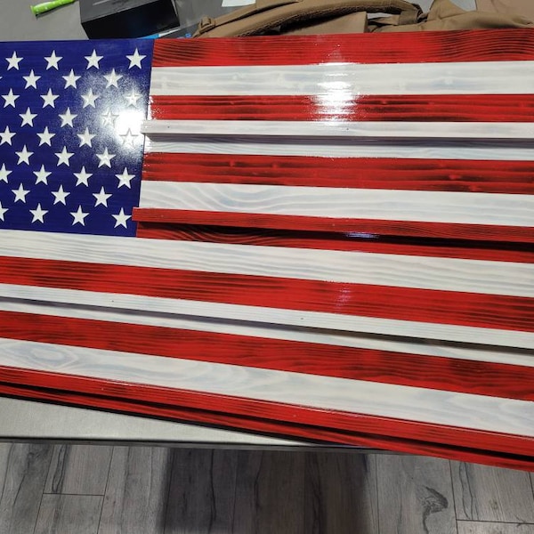 AMERICAN FLAG: Challenge Coin Display Flag Options, Wooden Flag, United ...
