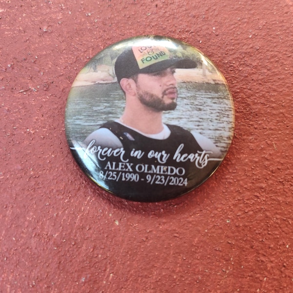 Custom Photo Graduation Button Pins or Magnets Keepsake 2024 Graduation ...
