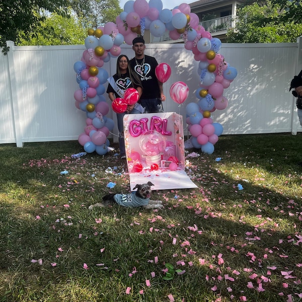 Jumbo Gift Box - the 28x28x28 Inch Surprise Gift Box / Oversized Gender ...