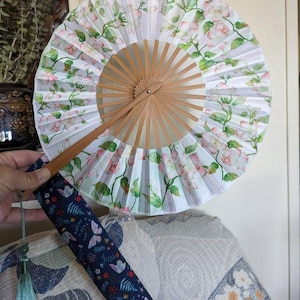 Elegant Green Folding Fan, Classic Hand Fan, Christmas Gift, Best ...