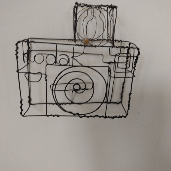 Wire Sculpture of Retro Camera, Gift for Photographer, Photography ...