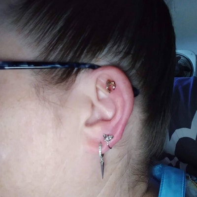 16G Bat Wing Spiral Cartilage Earring/helix Earring/halloween - Etsy