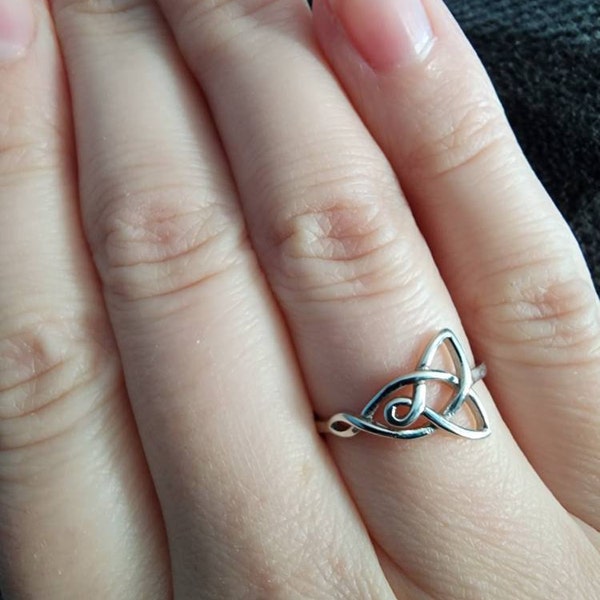Irish Serch Bythol Ring Sterling Silver Celtic Triquetra Knot Ring ...