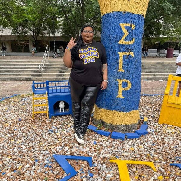 Heavy on the Pretty Alpha Kappa Alpha SVG 1908 AKA Kamala 2021 MVP - Etsy