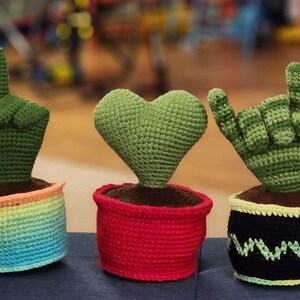 Cactus Hand CROCHET PATTERN / Amigurumi Cactus PDF English - Etsy