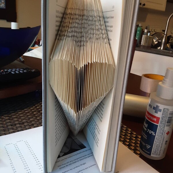 Book Folding Patterns LOVE 556 Pages, Tutorial Valentine's Day DIY Gift ...