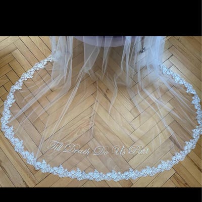 Embroidery Wedding Veil, Veil With Embroidered Dogs, Animals, Hearts ...