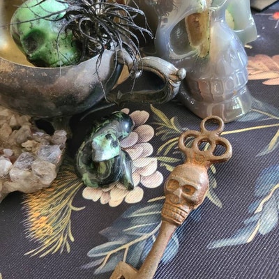 Skull Key Altar Tool Witch Cast Iron Ancestor Spirit Occult - Etsy
