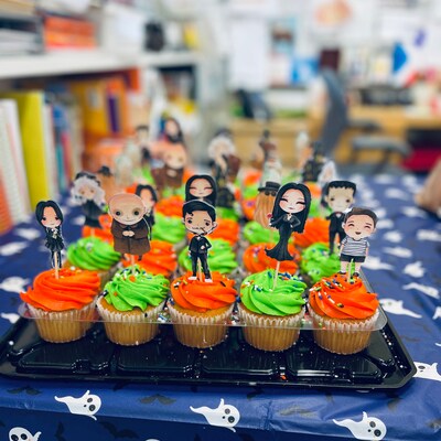 The Family Cupcake Toppers or Stickers - Etsy