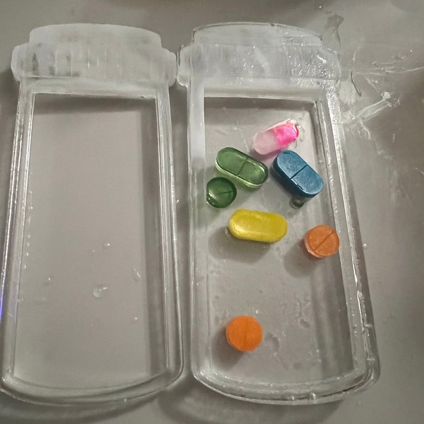 Pill Bottle With Pill Bits Food Safe Silicone Mold for Resin, Jesmonite ...