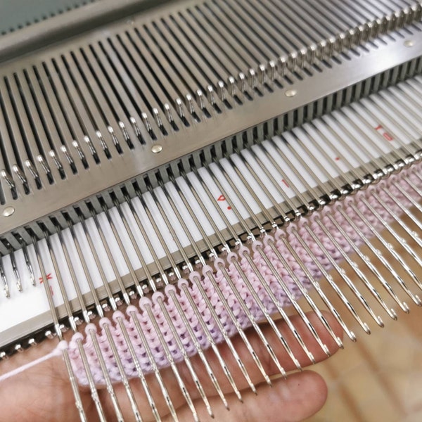 SINGER / SILVER REED Sa7p Fine Gauge Punch Card Knitting Machine - Etsy