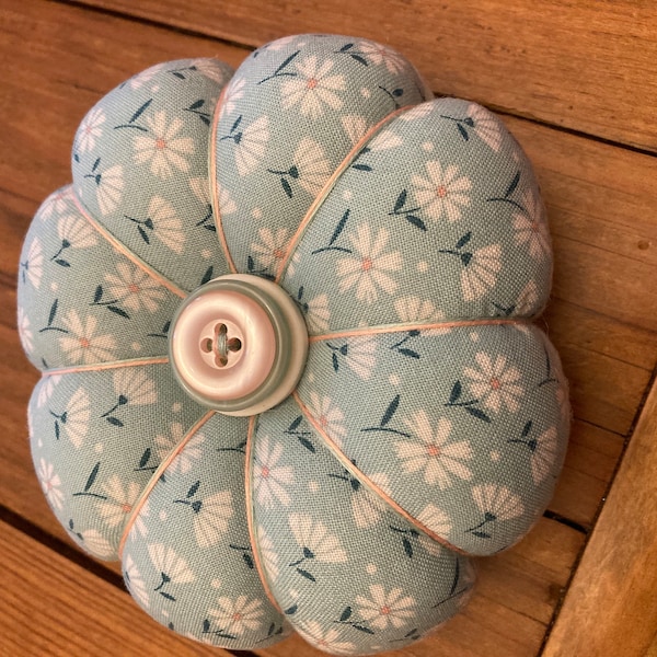 Handmade 4-5” Pin Cushion, Perfect Size Pin Cushion for Sewing ...