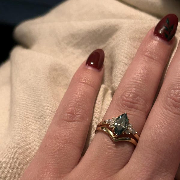 14K Solid Gold V Ring, Dainty Stackable Curved Band, Chevron Wedding ...