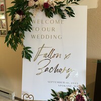 White Acrylic Wedding Sign With 3D Gold Mirror Names Wedding - Etsy Canada