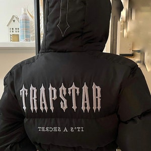 Trapstar Irongate Arch Logo Hooded Puffer Jacket in Black - Etsy