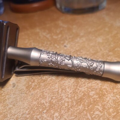 7-day Straight Razor Black Faux Leather Zip up Case by Windrose - Etsy