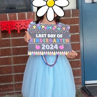 Bright First Day of Senior Kindergarten 2024 Sign Printable Kids Back ...