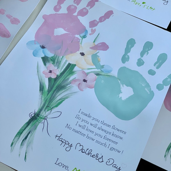 Handprint Flower Mother's Day Craft | DIY Elementary/preschool Mothers ...