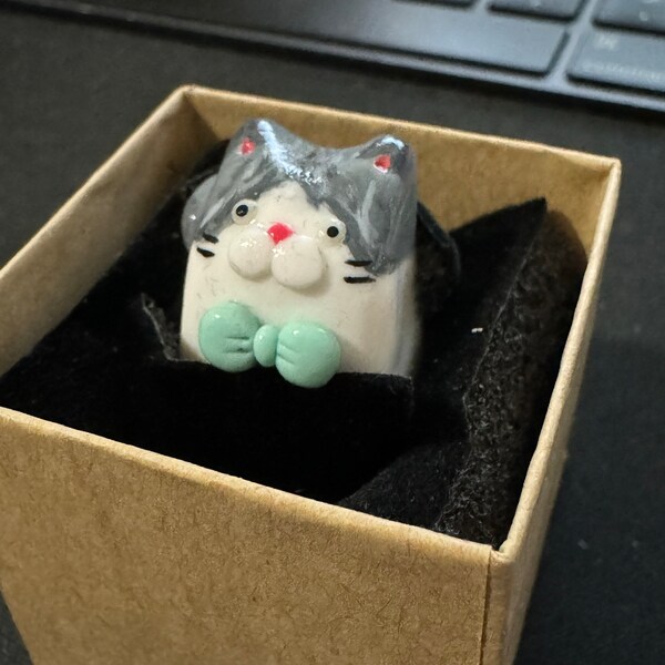 Glow in the Dark Cute Cat Artisan Keycaps - Etsy