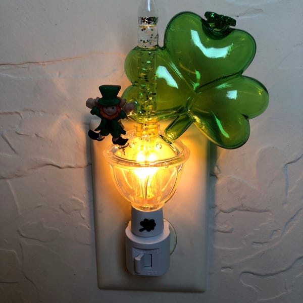 Bubble Light - Christmas Night Light - Rudolph the Red Nosed Reindeer ...