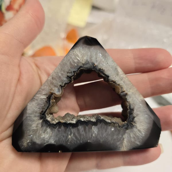 Volcano Agate Natural Crystal Towers | UV Reactive Volcano Agate | UV ...