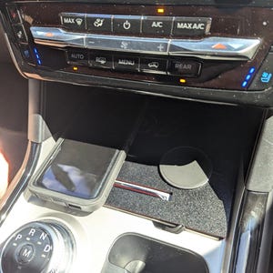 Magsafe® Wireless Charger / Phone Mount for 2020 Ford® Explorer ST - Etsy