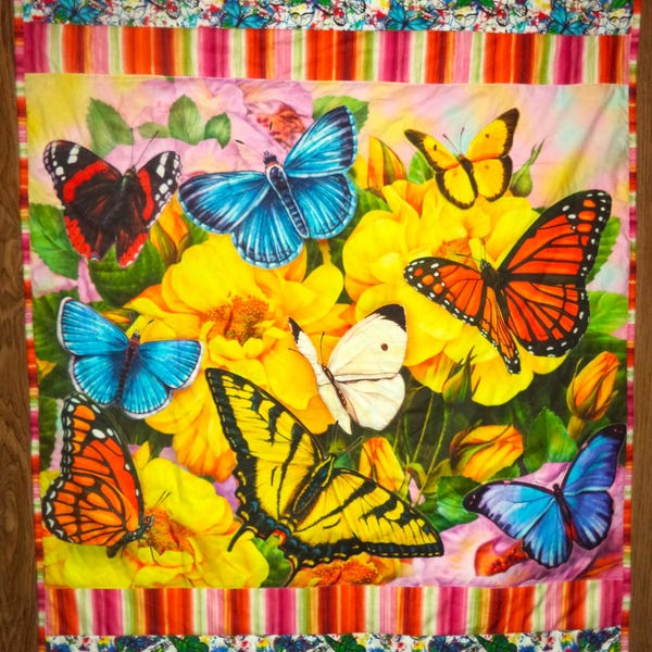 Sweet Bees ~ by the Half-yard ~ Henry Glass ~ Bee Hive, Honey, Floral ...