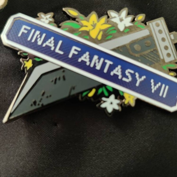 Final Fantasy VII Enamel Pin : FFVII Buster Sword Cloud Aerith Tifa FF7 ...