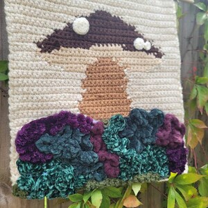 Crochet Raccoon Wall Hanging Pattern, Nursery Raccoon Wall Decor ...
