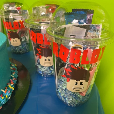 7 Roblox Plastic Plates / ROBLOX Birthday Party / Roblox Decoration ...