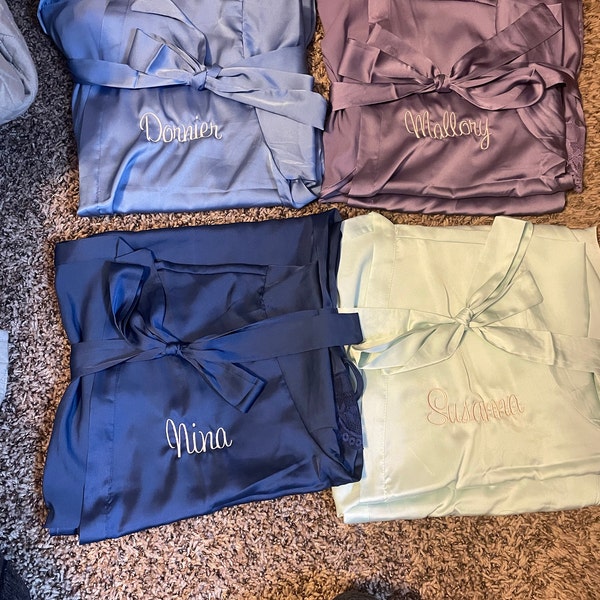 Bridesmaid Robe Bridesmaid Gift Matching Satin Lace Robe Bride Getting ...