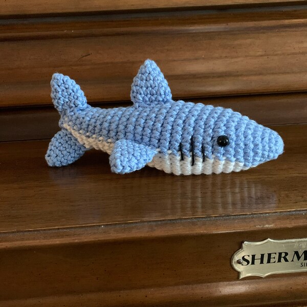 Baby Shark Mini Crochet Toy Pattern, Mini Amigurumi Shark Pattern ...