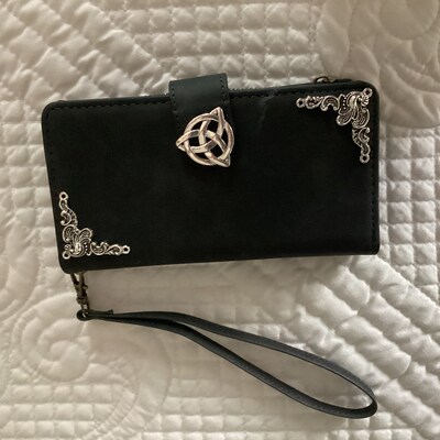 Final Fantasy 7 Cloudy Wolf Handmade Phone Wallet Case for iPhone X XS ...