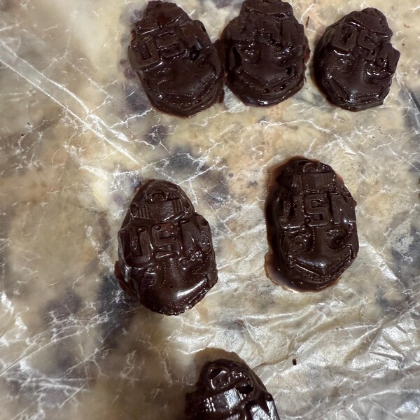 Made to Order Custom Food Safe Silicone Candy Molds - Banana Slugs - Etsy