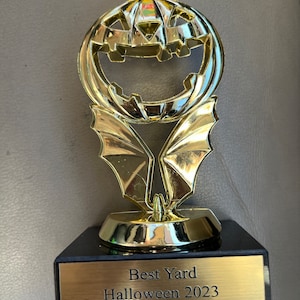 Scarecrow Trophy. Great Trophy for Your Halloween or Fall - Etsy