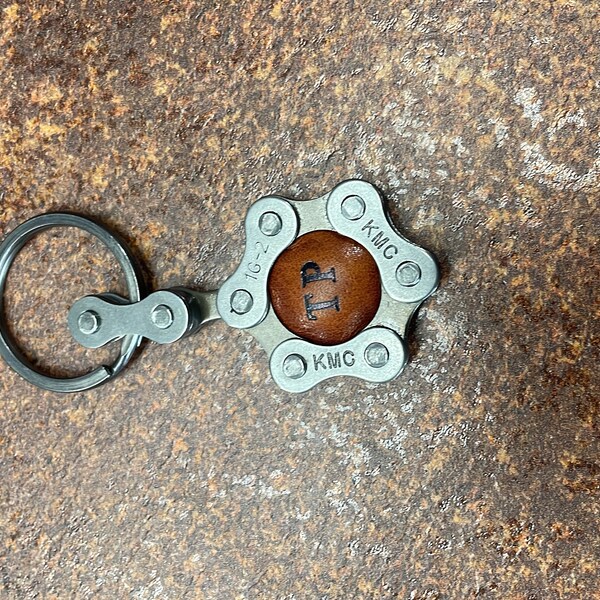 Personalised Bicycle Chain Link Keychain - Bike Chain Keyring - Gifts ...