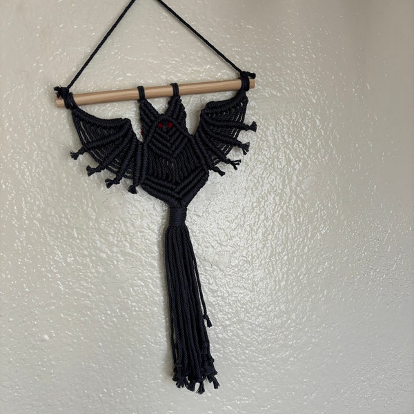 Gothic Bat Decor, Hanging Macrame, Witchy Room Decor, Modern Halloween ...
