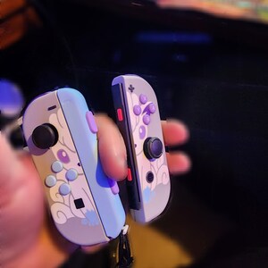 Custom the Legend of Zelda Hylian Shield Themed Nintendo Switch Back ...